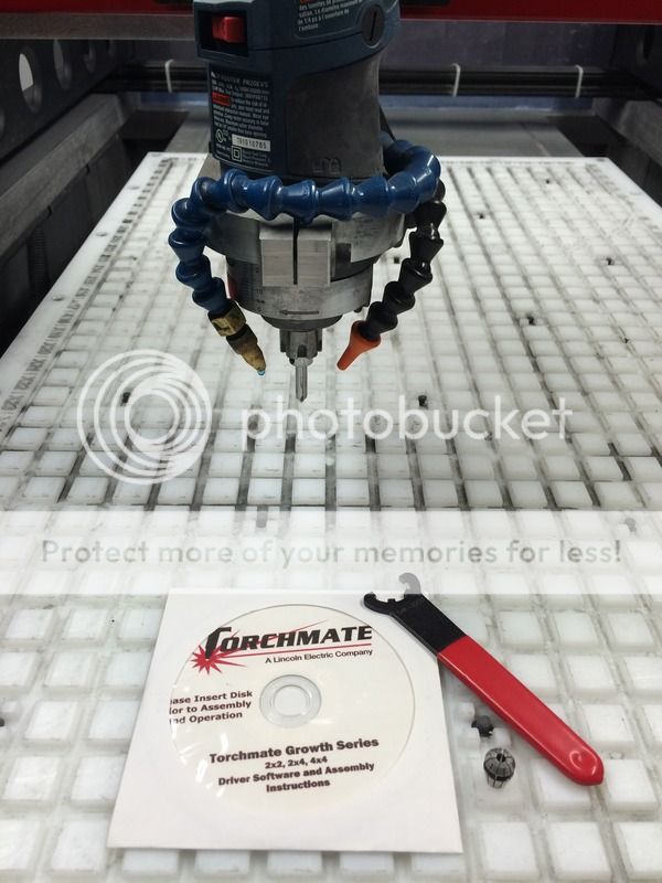 Torchmate 2x4 CNC table with Z-axis and Bosch router | Pirate 4x4